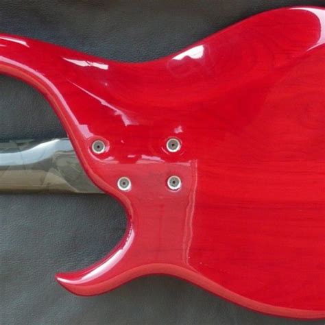 Modulus M92 4 String Bass With Emg And Graphite Neck And Phrenolic