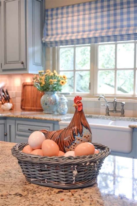 Cluck It Up Rooster Themed Kitchen Ideas For The Home Decor Enthusiast