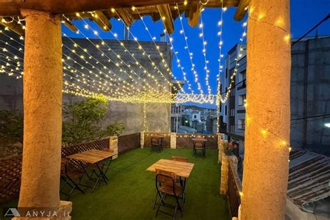 اجاره بومگردی و کافه کلبه لواسان لواسان آنی‌جا