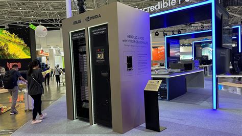 Microsoft Azure Flaunts Worlds First Custom Nvidia Blackwell Racks — Tests Its Own 32 Gpu