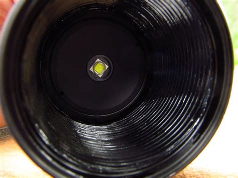 Review: JAX Z1 (1x XM-L2, 1 or 2 x 26650/18650) - 26650 Flashlights ...