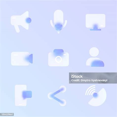 미디어 글래스 모프즘 트렌디 한 스타일 아이콘 세트 흐림과 보라색 그라데이션이 있는 투명 유리 색 벡터 아이콘 웹 및 Ui