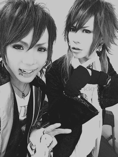 Post [71993356702] Visual Tumbex