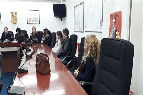 ДЗС 4 288 наставници и соработници во високообразовните установи во академската 2020 2021