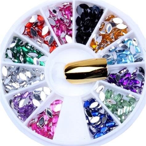 Цветни камъчета за маникюр елипса