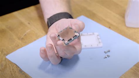 Sanding The Amd Ryzen Ihs Down Seemingly Lowers Cpu Temps By Degrees Celsius Extremetech