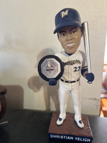 Milwaukee Brewers Christian Yelich Bobblehead Sga 6 9 2019 Ticket From