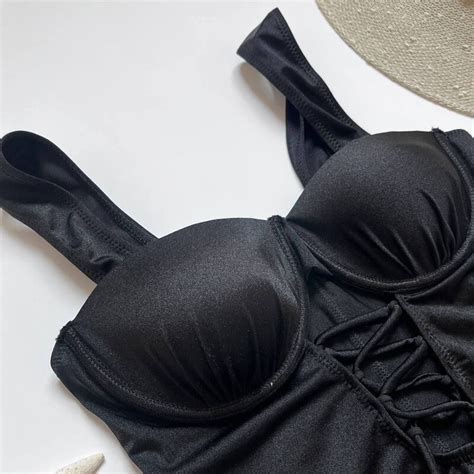 خرید و قیمت لباس زیر مایو فنردار و کاپدار برند فیتن از غرفه غرفه طراحی