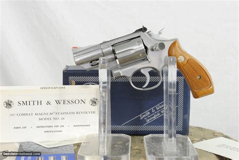 Smith And Wesson Model 66 Combat Magnum Original Box And Paperwork