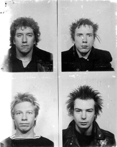 Рок архив Паспортные фотографии Sex Pistols с их тура по США 1978 г