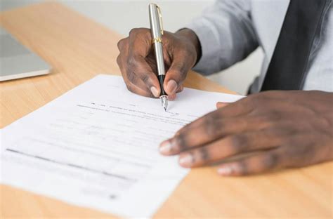 Understanding Refugee Status Vs Asylum Status Mitmunk