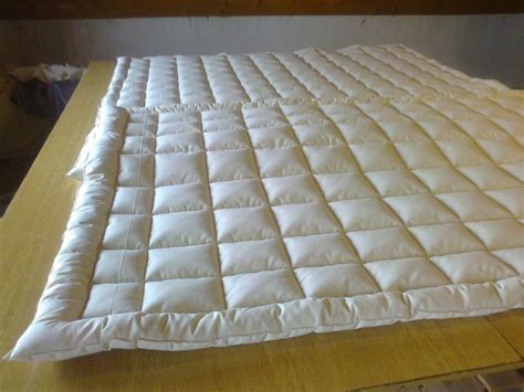 Prodajem štep Deke Od Prirodne Ovčje Vune 100 Prirodan Proizvod