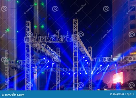 Multiple Spotlights On A Theatre Stage Lighting Rig Stock Image Image