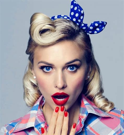 Pin By Kinga Hegyi On Hair Pin Up Hair Rockabilly Hair Retro Hairstyles