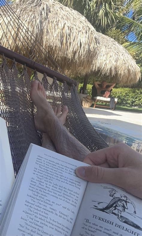 Maverick Bakers Feet