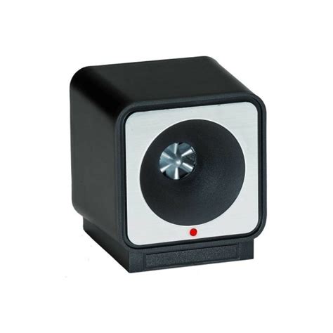 Отпугиватель ультразвуковой универсальный