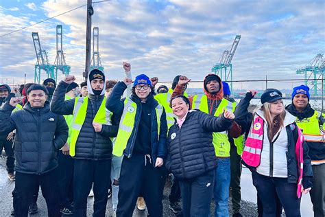 Logistics Workers Use Supply Chain Power To Win Ilwu