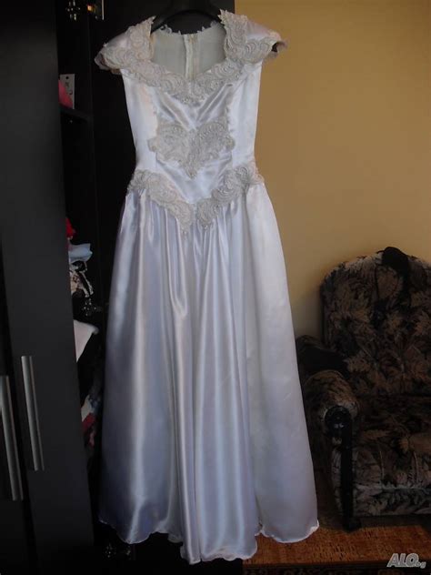 Сватбена рокля S Рокля Дамско бял Облекло Бургас Добре съхранявана и запазена сватбена