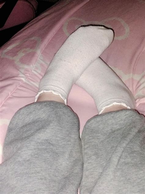 smal night! : r/ageregression
