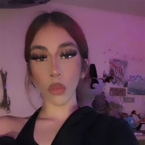 Alissa Sky Twitter Instagram Linktree