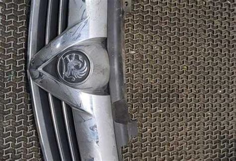 Решетка радиатора Opel Zafira B, 2010 | Festima.Ru - Мониторинг объявлений