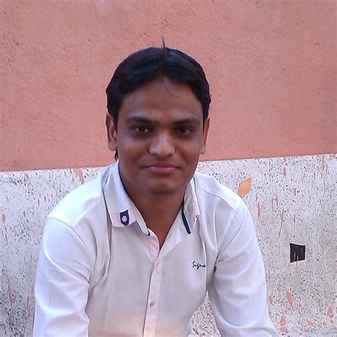 Hiren H Sakhiya Medium