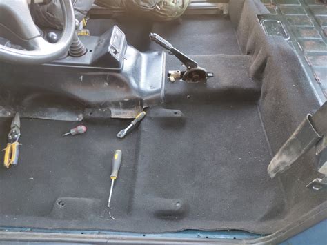 Ковролин мне в ниву — Lada 4x4 3D, 1,7 л, 2014 года | стайлинг | DRIVE2