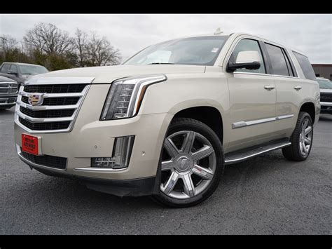 2017 Cadillac Escalade 4wd 4dr Luxury