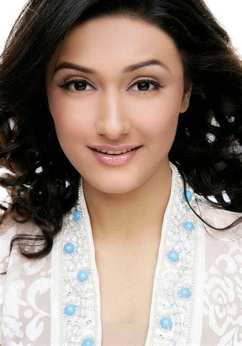 Bolly Photoshoot Model Actress Ragini Smiling Face Photo Album