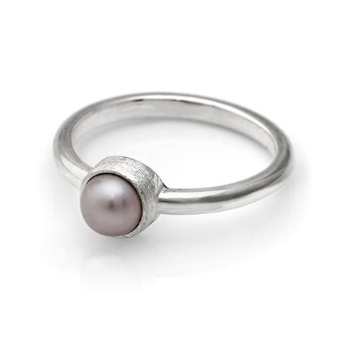Кільце із сірою перлиною купити в Київ