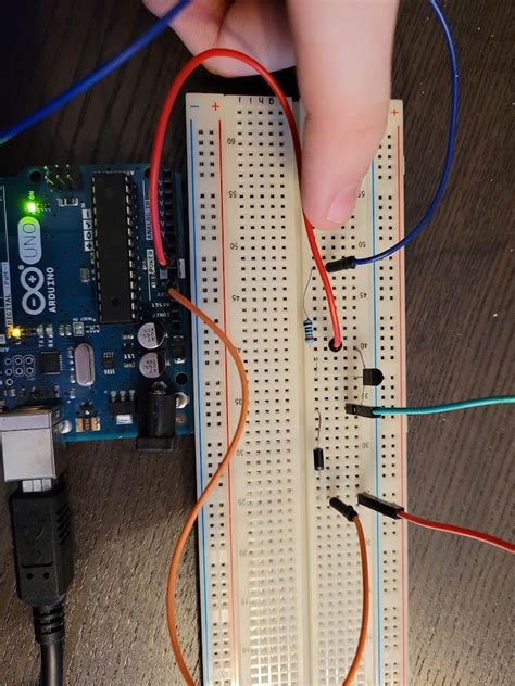 why isn t this circuit working the first one is the circuit i tried to