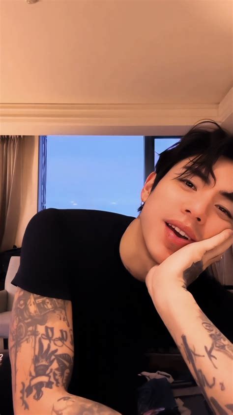 Dpr Ian Christian Yu Gambar Pacar Selebritas