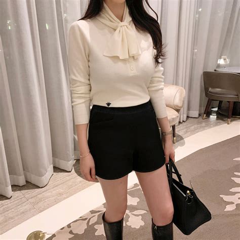 수입 꿀벌 캐시미어 리본 타이 울 니트 3color 에이블리