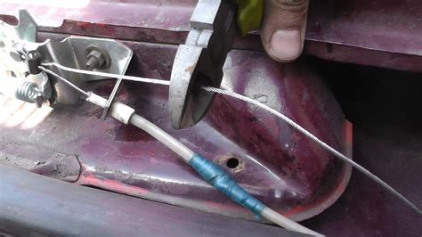 Как заменить порвавшийся трос капота на Ваз 2114.