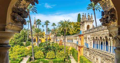Real Alcázar Seville Living History Of Al Andalus Getyourguide