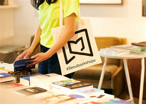 도저기타 Dozerkim 오랫만에 남기는 기록에 최근 연습때 찍은 손가락의 사진을 올려봅니다~ 누가보면 입시준비 하는줄 ~ 지난 고난주간의4월달이였지요