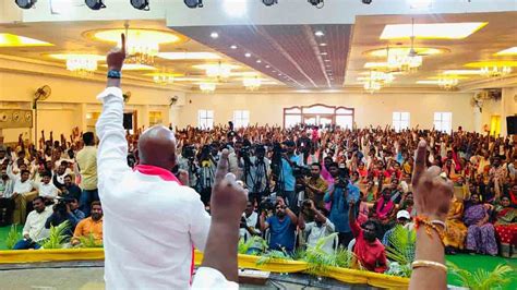 Rs Praveen Kumar కాంగ్రెస్ ఎమ్మెల్సీ అభ్య‌ర్థిపై ఆర్ఎస్ ప్ర‌వీణ్ కుమార్ ఫైర్ Namasthe Telangana