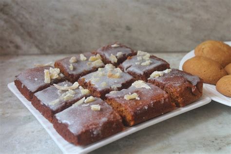 Mary Berrys Ginger And Treacle Spiced Tray Bake Recipe Yummy Tummy