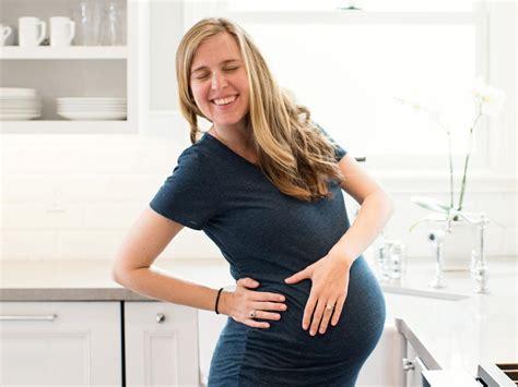 Pregnant Belly Bigger Than House Why Do I Have A Huge Pregnant Belly