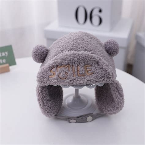C0235 곰 모양 편지 패턴 아기 귀 보호 모자 양고기 캐시미어 겨울 따뜻한 유아 방풍 모자 크기 약 48cm 회색
