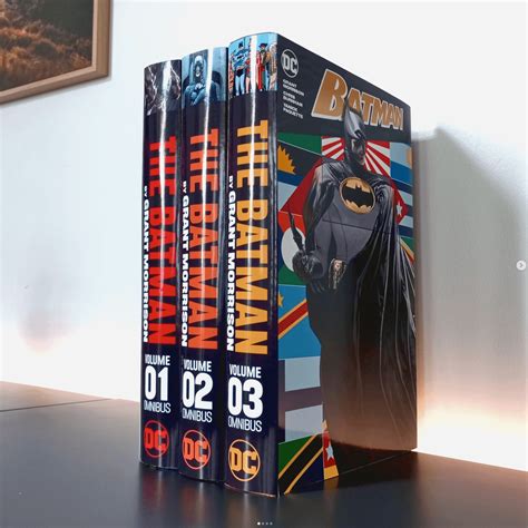 Batman by Grant Morrison Omnibus custom dust jackets : r/OmnibusCollectors