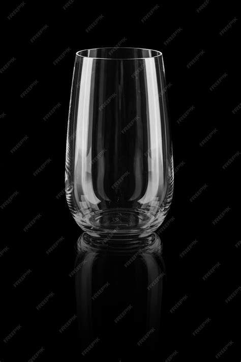 Premium Photo Empty Glass