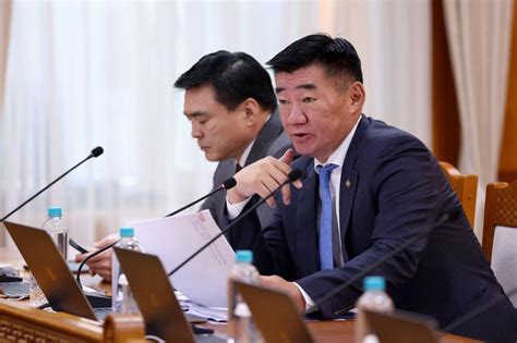 Засгийн газраас шуурхай авч хэрэгжүүлэх зарим арга хэмжээний тухай Ерөнхий сайдын Албан