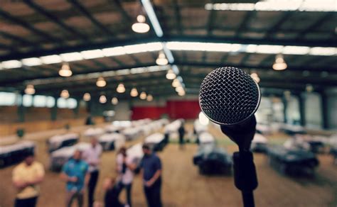 How To Rock Public Speaking When Youre An Introvert Whos Terrified By It