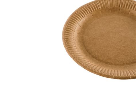 빈 공간이있는 친환경 천연 접시 흰색 배경에 일회용 생태 기구 지구의 지속 가능성 대나무와 바가스의 섬유로 만든 클로즈업 분리 골판지 플레이트 0명에 대한 스톡 사진 및