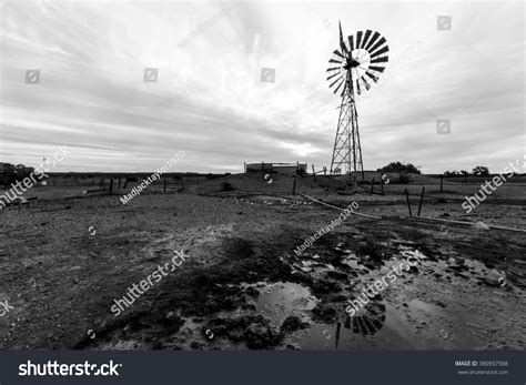 386 Imágenes De Windmill Rural Queensland Imágenes Fotos Y Vectores