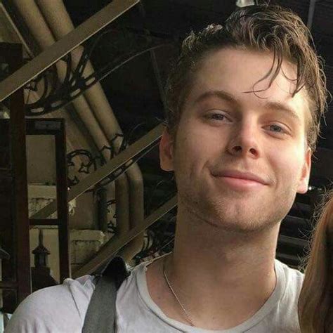 Pin By Redacteduksmtlt On Luke Hemmings 5sos Luke Hemmings Luke