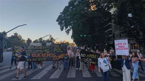 Los Vecinos De Palermo Realizaron Una Protesta Por Ruidos Molestos Y