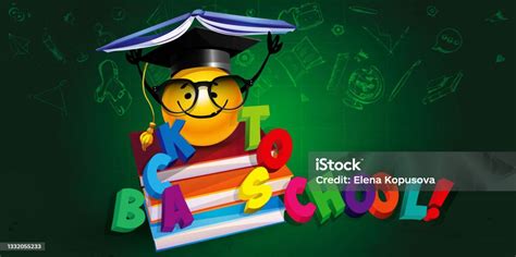 학교로 돌아가기 칠판 배경에 책을 쓴 교수의 모자에 쾌활한 이모티콘 크리에이티브 포스터 또는 배너 그래픽 일러스트레이션 Brand Name Online Messaging