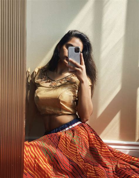 Samriddhi Pandey Samriddhi26 • Instagram Photos And Videos Fashion High Waisted High